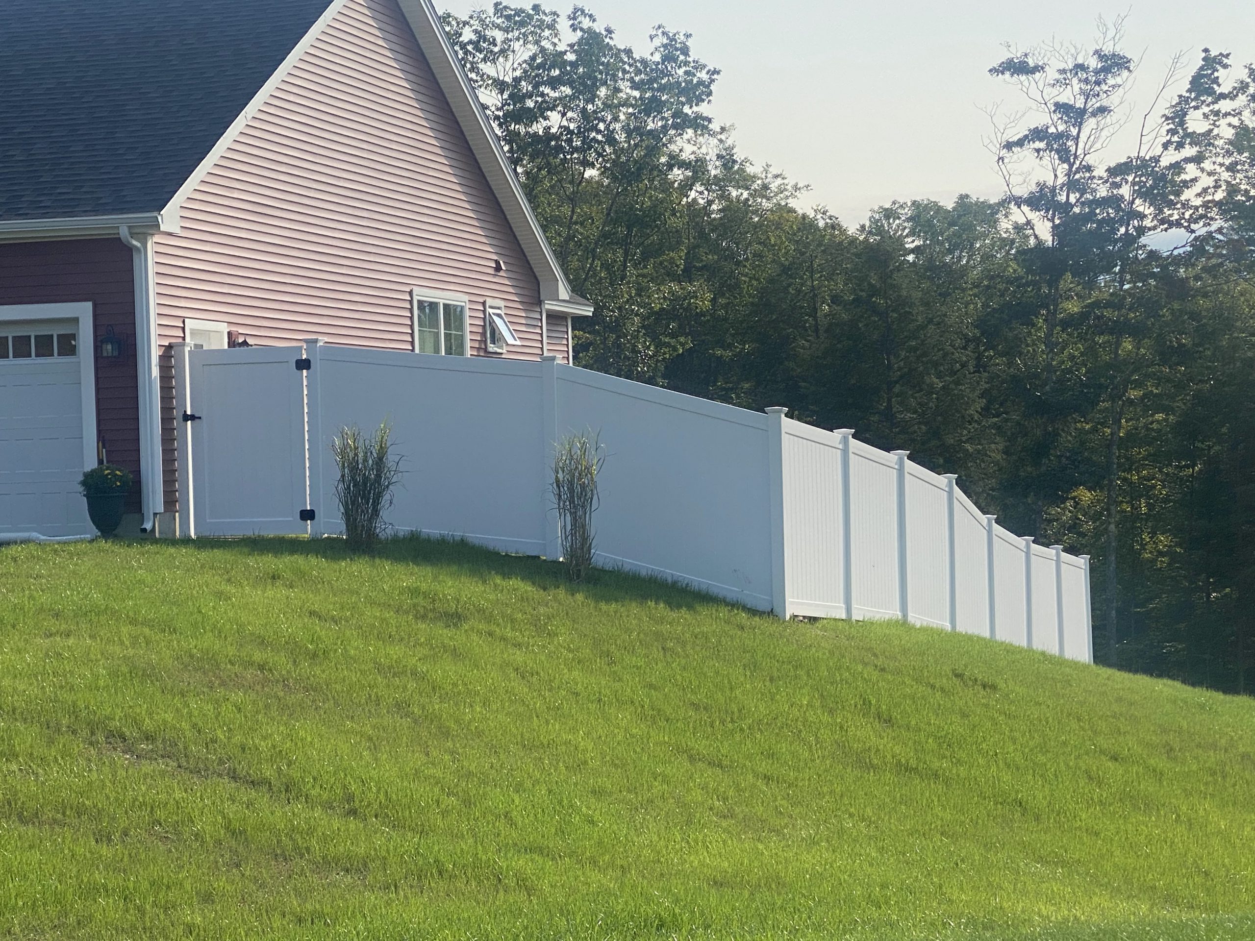 Top 5 Benefits of a New Hampshire Privacy Fence - Blog - Ultimate Fence